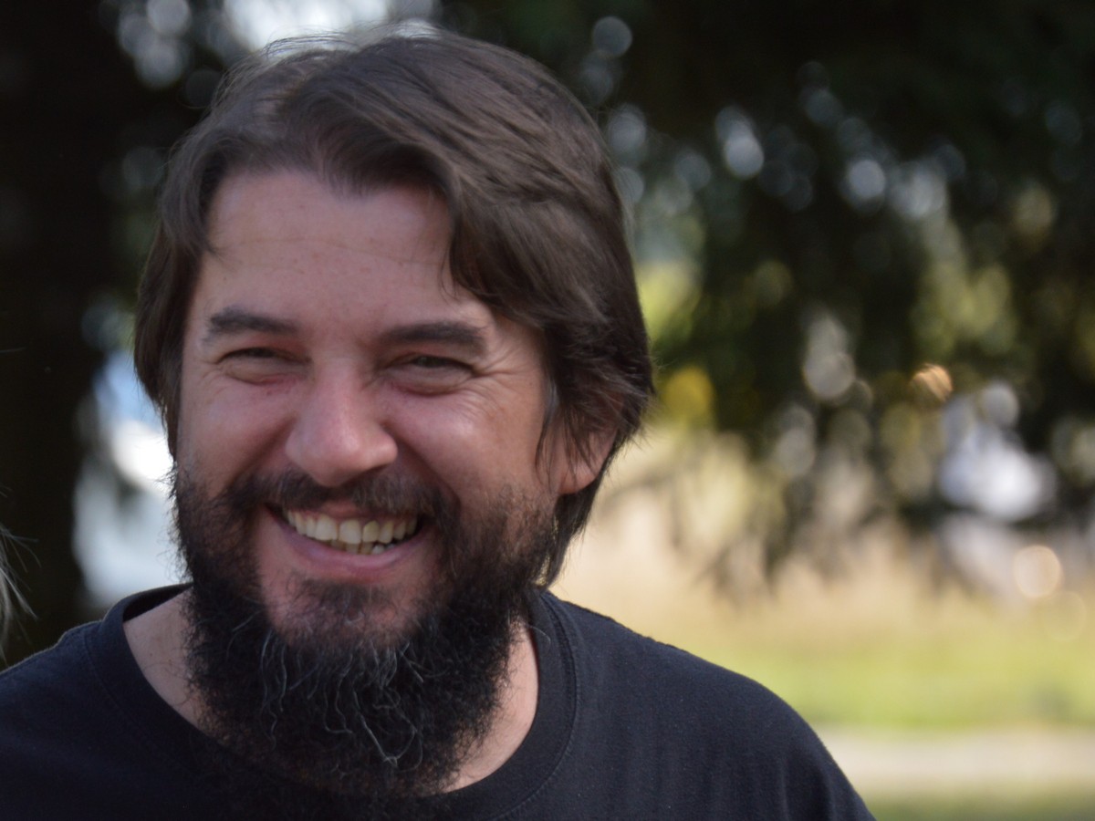 Simon Potnik o smislu: Klavir je lahko polica za rože ali inštrument ...