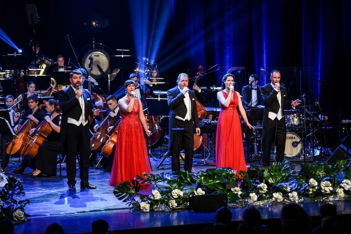 26. Gala koncert - Pogumno naprej! | Radio Ognjišče