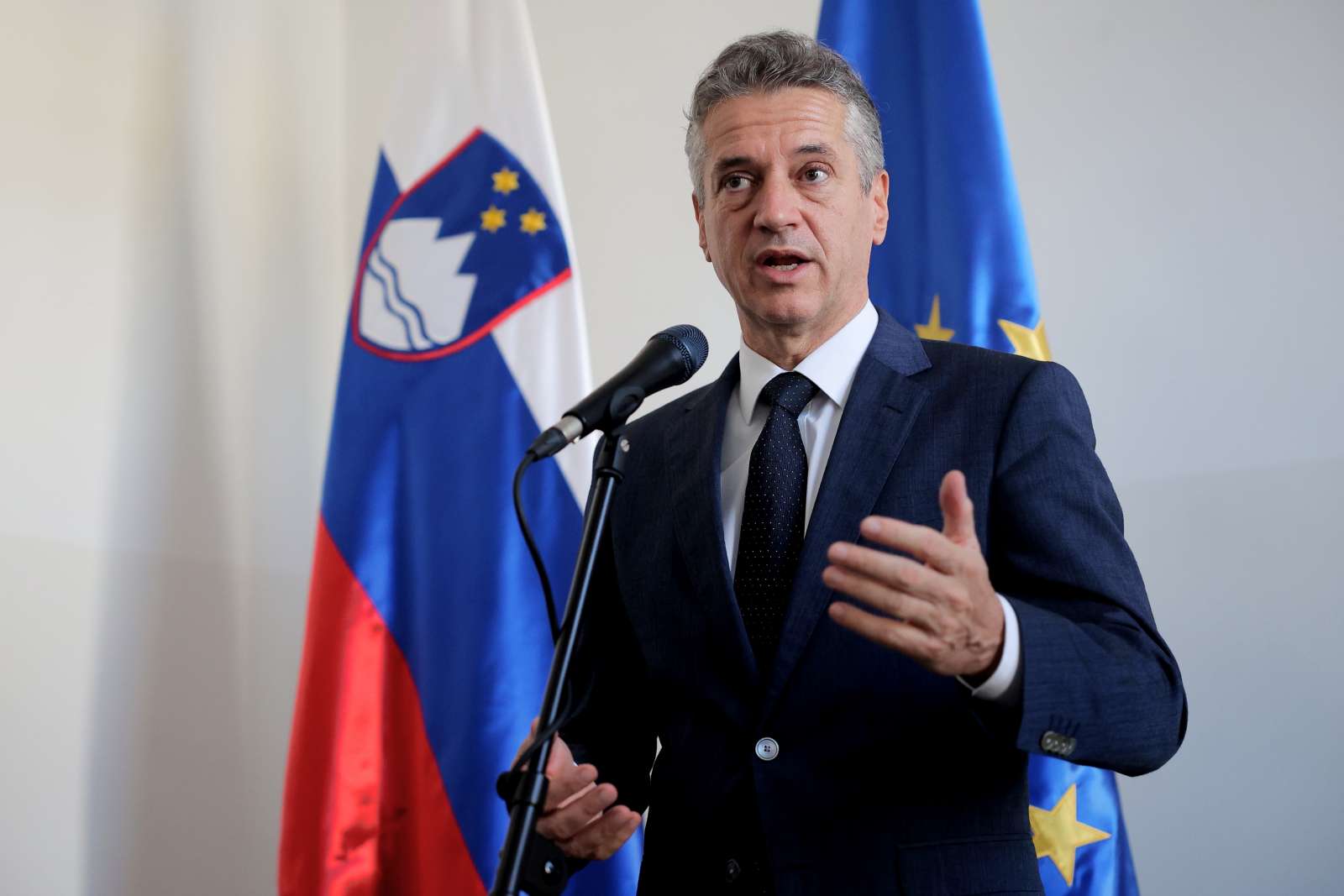 So Brežana in Šinkovo odnesle zahteve po prepovedi kmetovanja oz ...